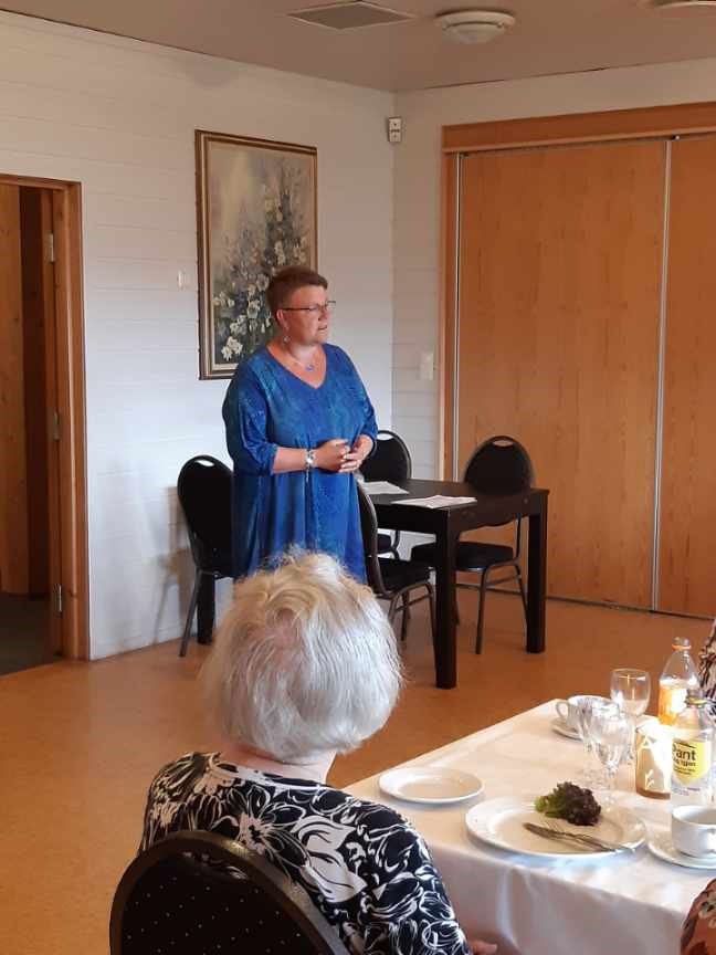 Søndre Land - Eldre har vært ute på middag